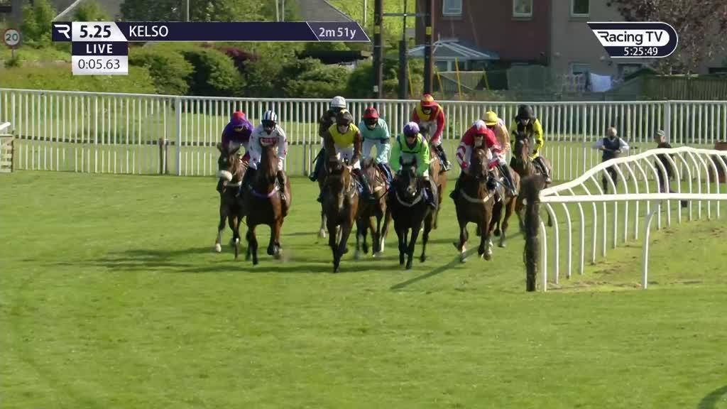 Racing TV's presenters and pundits jumps horses to follow